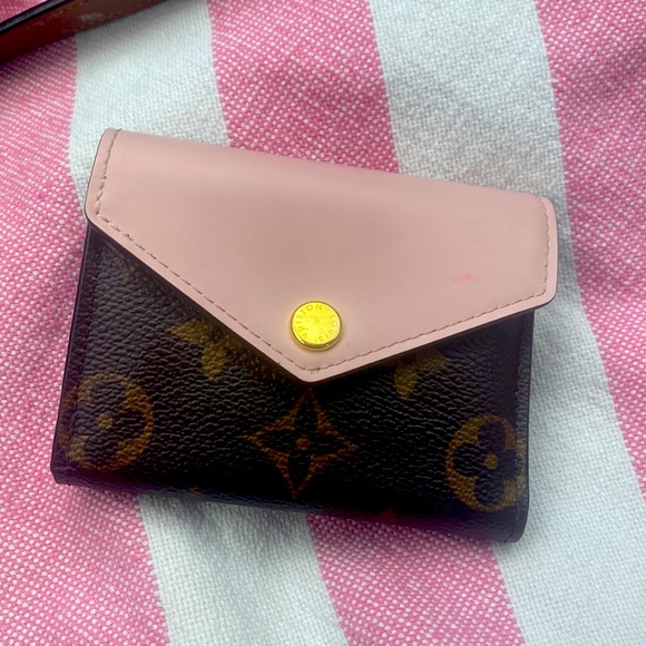 Louis Vuitton | Bags | Louis Vuitton Zoe Wallet Monogram Canvas And ...